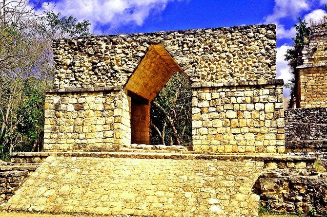 LDS Tour to Ek Balam + Cenote - Key Points