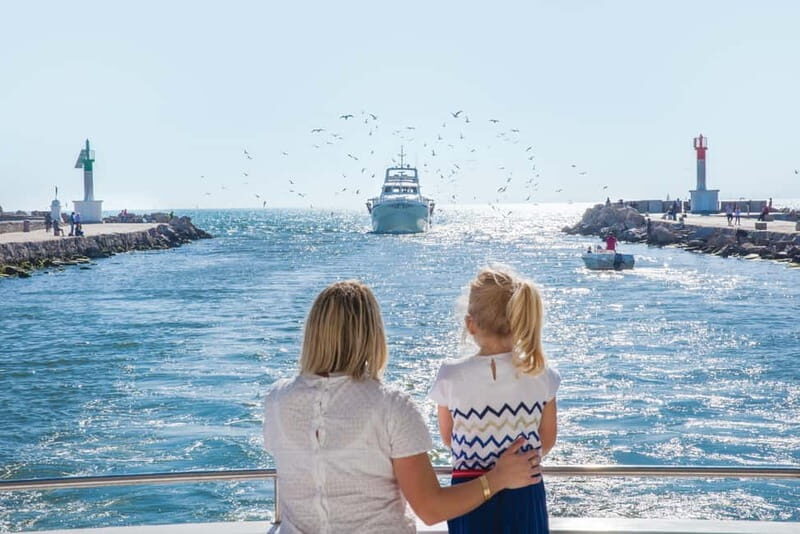 Le Grau-du-Roi : Sailing catamaran tour along the coasts - An Introduction to the Le Grau-du-Roi Sailing Catamaran Experience