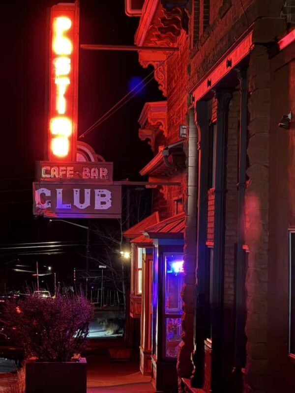 Leadville Historic Bar Crawl: From Gunfighters to Ghosts - An Engaging Walk Through Leadville’s Wild West Past