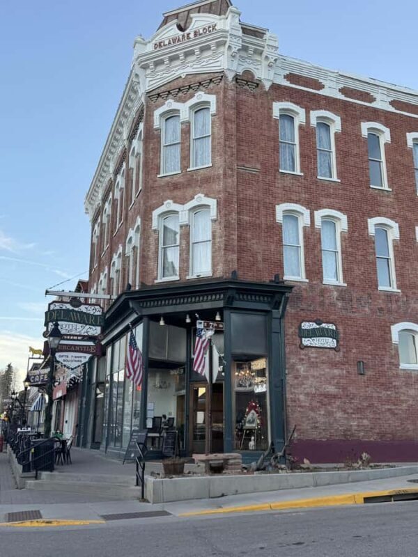 Leadville Historic Bar Crawl: From Gunfighters to Ghosts - Practical Details and Value