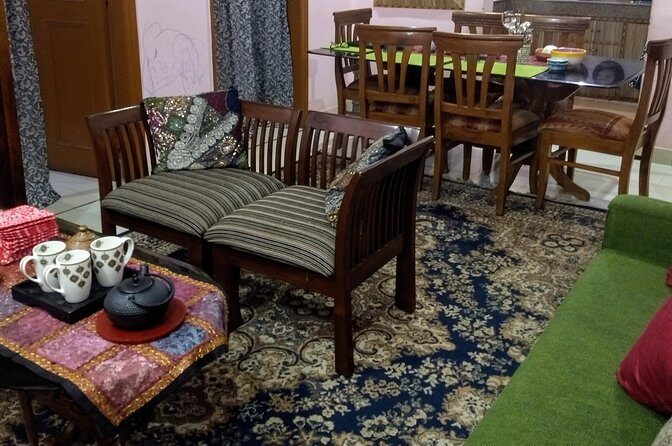 Learn 5-6 & Eat 9-10 Veg & Non-Veg Authentic Dish in a Delhi Home - An In-Depth Look at the Experience
