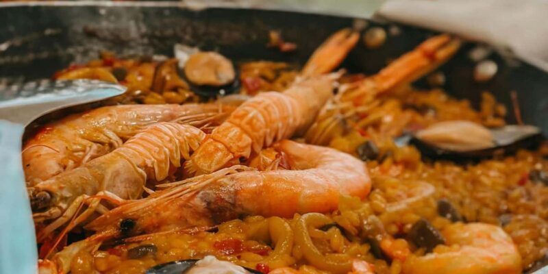 Learn about Spanish cuisine: Paella & Rice dishes - A Welcoming Introduction to Spanish Flavors