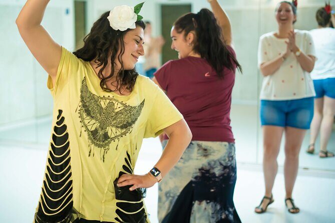 Learn Flamenco in 90 minutes - Gift flower - Additional Practical Details