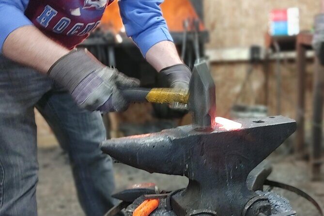 Learn to Forge, experiential learning, hands-on forge experience - Who Is This Experience Best For?