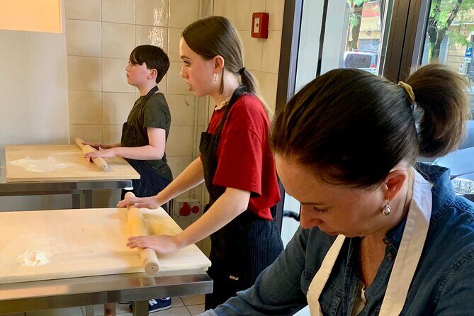 Learn to make fresh pasta in a traditional Pasta Shop in Bologna - The Personal Touch: Expert Guides and Teaching Style