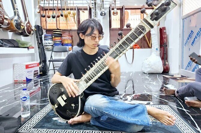 Learn to play a traditional indian instrument in Varanasi! - Practical Tips for Visitors