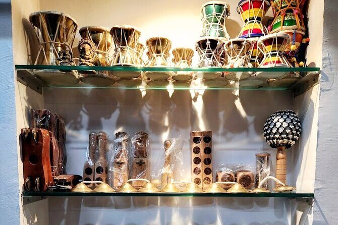 Learn to play a traditional indian instrument in Varanasi! - FAQ