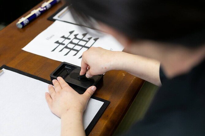 Learning Zen of Japanese Calligraphy in kimono near Osaka Castle - What Past Participants Say