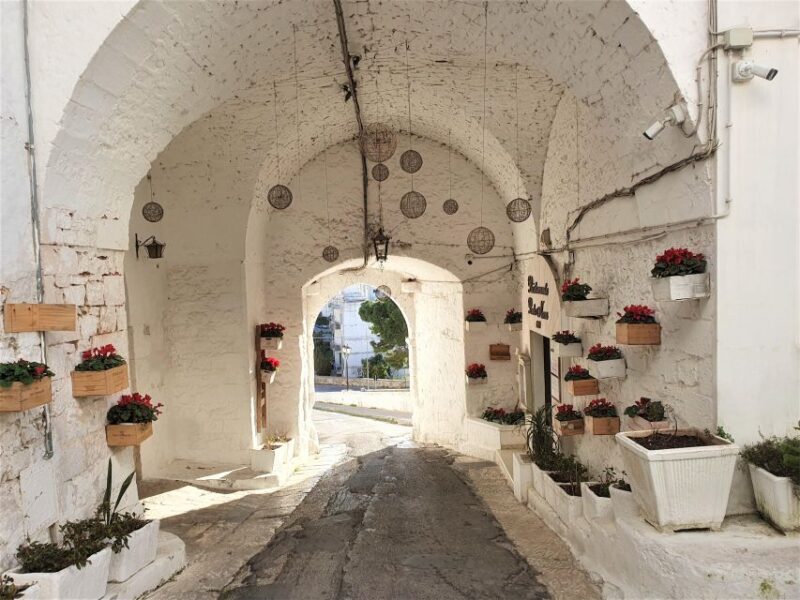 Lecce: Alberobello, Locorotondo, Ostuni & Apulian Brunch - The Value Proposition