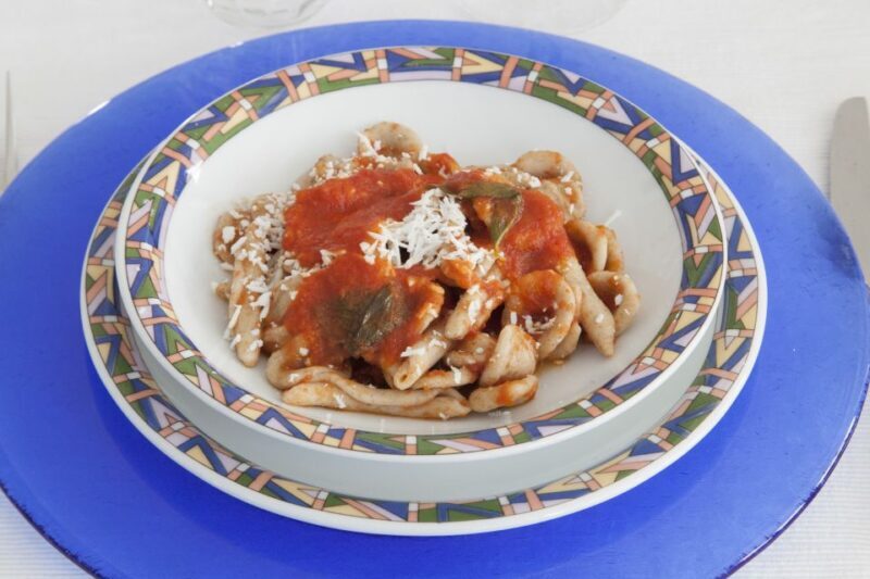 Lecce: Dining Experience at a Local's Home - An Intimate Slice of Italy in Lecce
