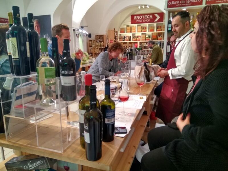 Lecce: Guided Tour & Wine Tasting by Rickshaw - FAQ