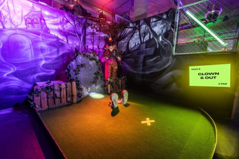 Leeds: Junkyard Golf Tickets for 9 or 18 Holes - Key Points