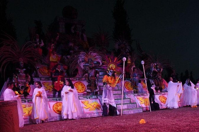 Legendary Day of the Dead Night Show in Xochimilco - Who Will Love This Tour?
