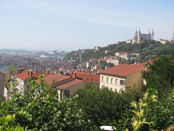 Legends and Mysteries of Croix-Rousse - Key Points