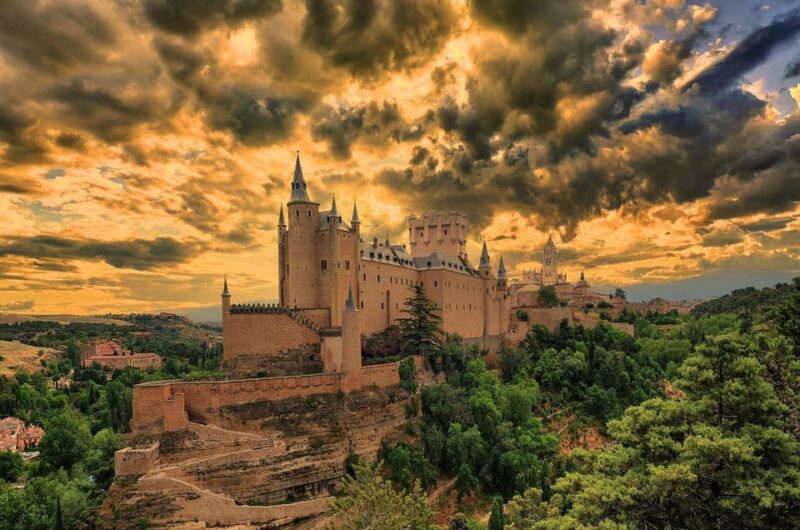Legends and Mysteries of Segovia Tour - Key Points
