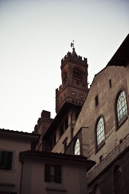 Legends of Florence: Exclusive Walking Tour by night - Key Points