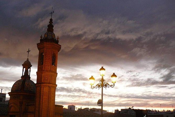 Legends of Triana Walking Tour in Spanish - The Experience of a Guided Tour