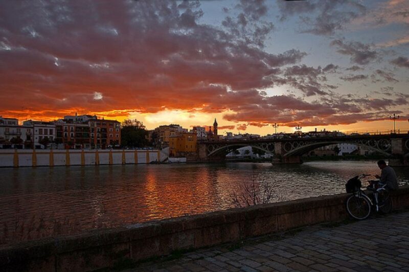 Legends of Triana Walking Tour in Spanish - Practicalities and Value