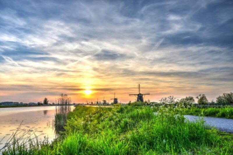 Leiden: Windmill and Countryside Cruise near Keukenhof - Discovering the Dutch Countryside on a Windmill Cruise