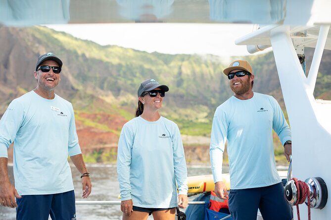 Leila Na Pali Sunset Dinner Sail - FAQ