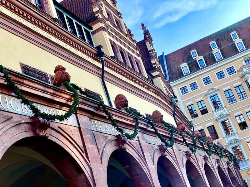 Leipzig: City Tour 2.0  Spot Past with Mobile Projections - FAQ