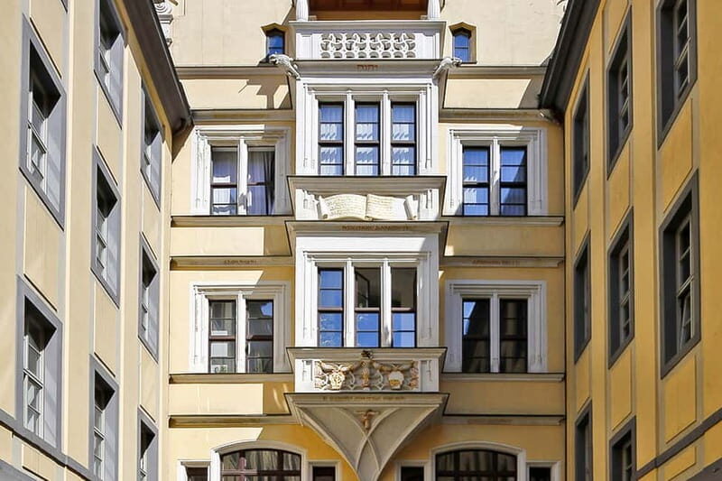 Leipzig: Courtyards, Houses, Trade - Passage Tour in German - The Tour: A Walk Through Leipzig’s Architectural & Commercial Gems