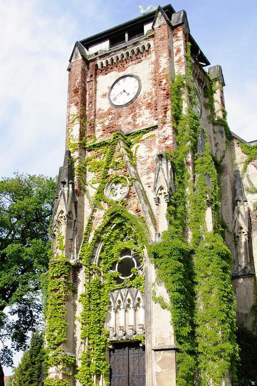 Leipzig: Hop-On-Hop-Off Bus Tour & City Walk - Practical Tips for Maximizing Your Experience