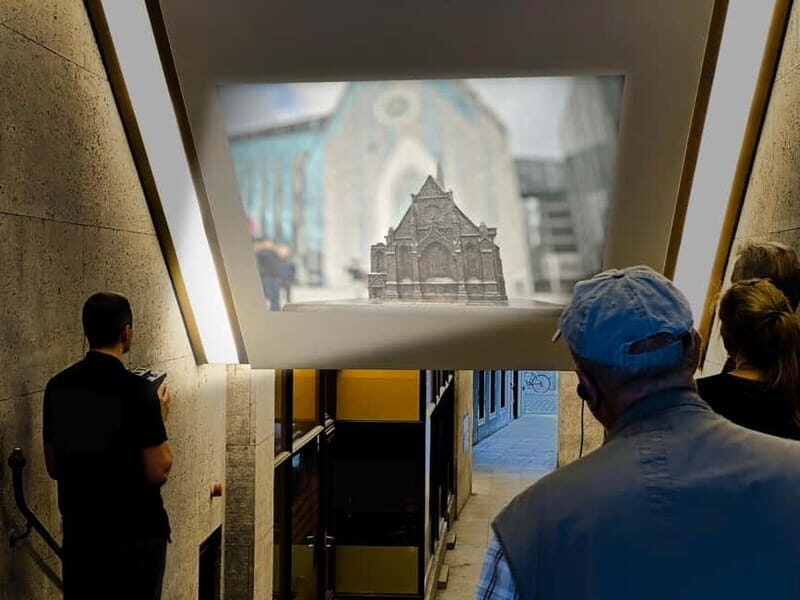Leipzig night watchman reimagined: Evening tour 2.0: on the move Projections - What to Expect from the Experience