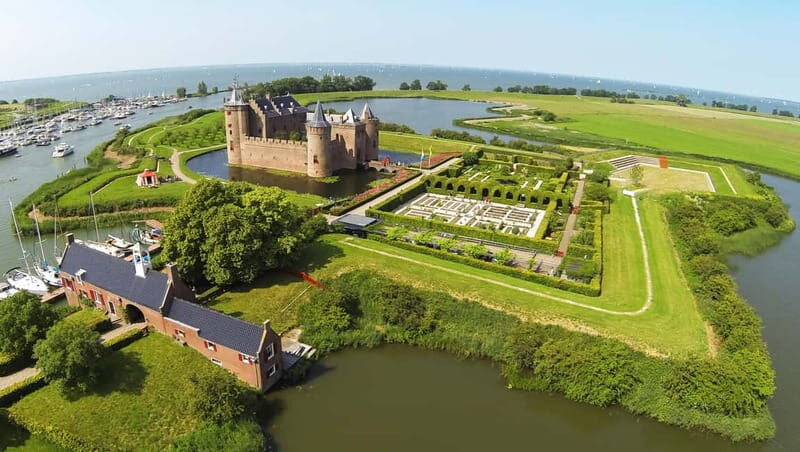 Lelystad Airport: the Ultimate Holland Tour - Lelystad Airport: the Ultimate Holland Tour