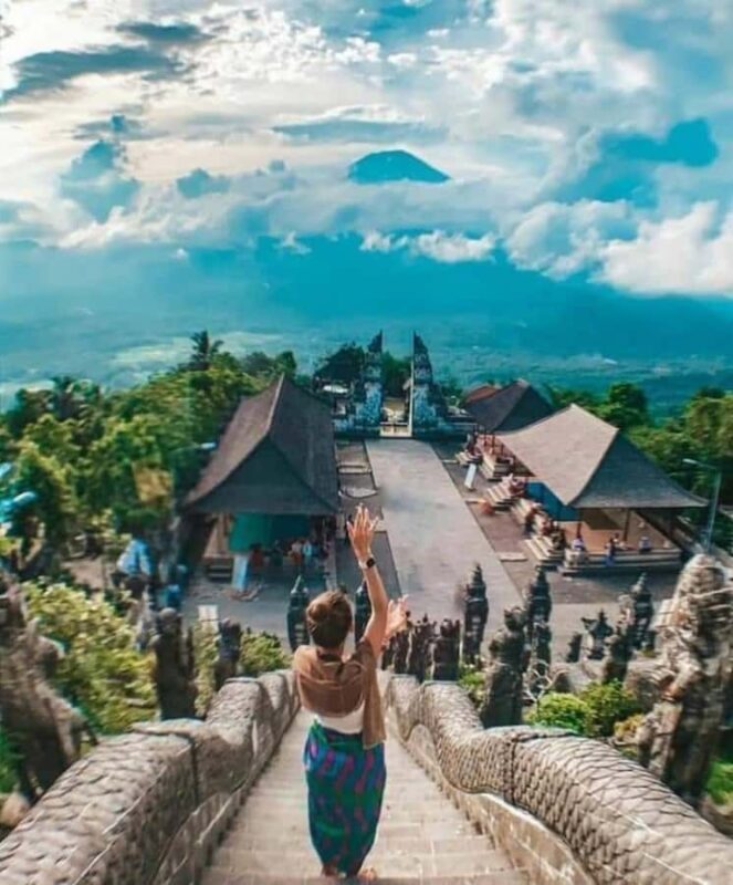 Lempuyang Gate Heaven: Best Famous Spots for Instagram - An In-Depth Look at the Tour Experience
