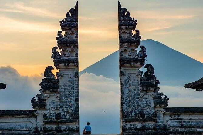 Lempuyang Temple and Water Palace Tours - Transportation, Timing, and Practicalities