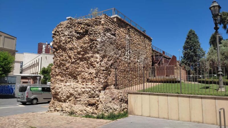 León: Private tour with a local art historian - FAQ