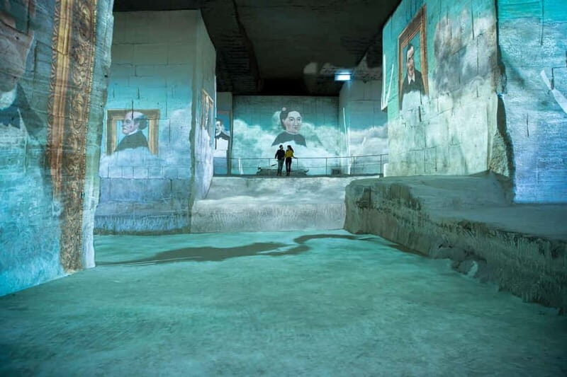 Les Baux-de-Provence: Carrières des Lumières admission ticket - FAQs