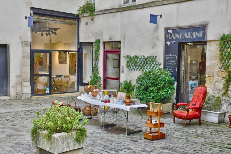 Les Marais: French Tastes and Drinks Private Foodie Tour - Meeting and Starting Point
