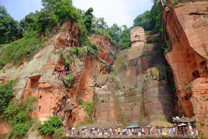 Leshan Giant Buddha and Oriental Buddha park one day tour - Cultural and Scenic Highlights