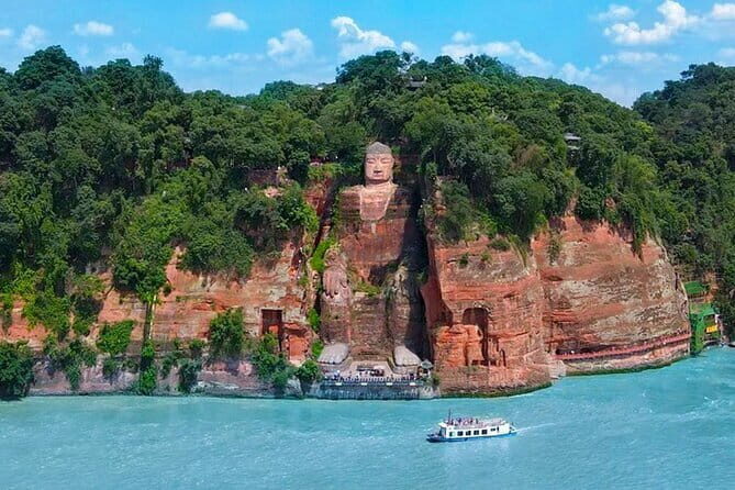 Leshan Giant Buddha and People's Park Day Trip - FAQs