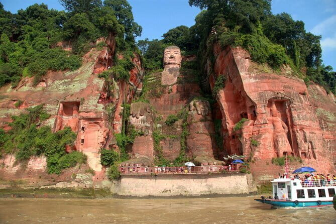 Leshan Grand Buddha & Mount Emei (Golden Summit) by high speed train 2 Day Tour - Journey to Leshan and the Giant Buddha