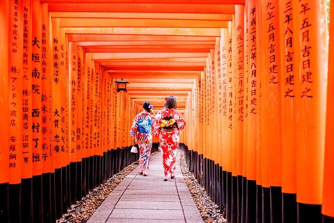 Let's enjoy Kyoto in a kimono! Visit the mysterious Fushimi Inari - Introduction