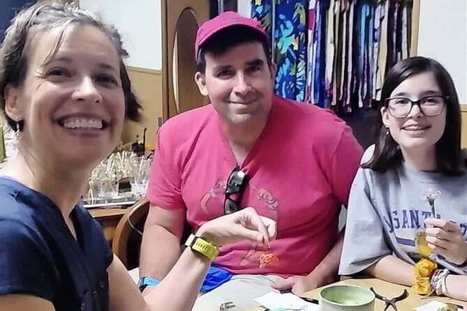 Let's make Japanese accessories with Mizuhiki - Making Sense of the Tour: What to Expect