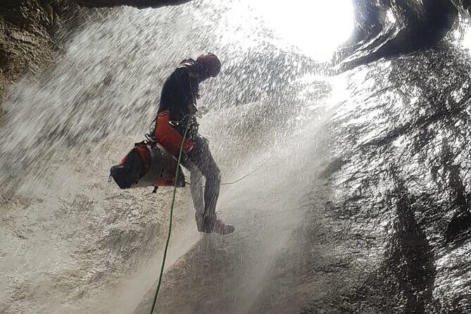 Level 1 Canyoning: Vione torrent with canyoning guide - FAQs