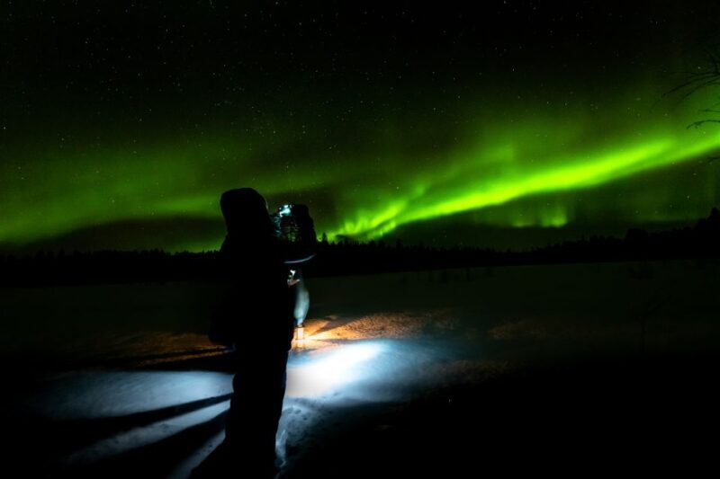 Levi: Northern Lights Tour by Minivan - The Minivan Ride