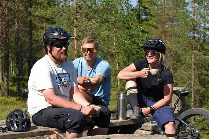 Levi: Pallastunturi National Park e-fatbiking Adventure - The Lake & Hut Break: Authentic Arctic Hospitality