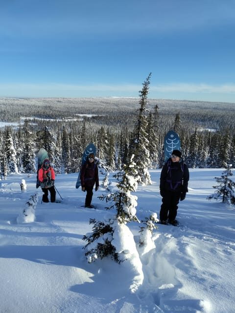 Levi: Snowsurfing Adventure with Snowshoe Hike - An In-Depth Look at the Experience
