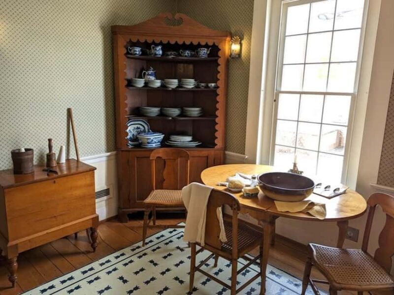 Lexington: Mary Todd Lincoln House - The Experience and Value