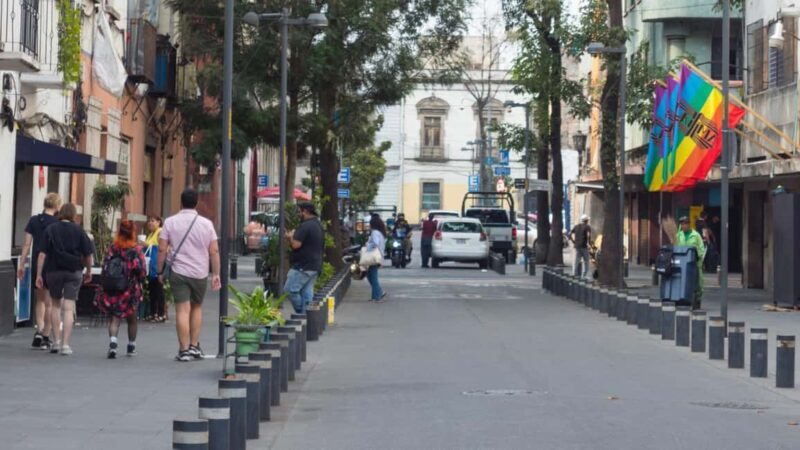 LGBTQ Walking Tour - MxCity for the Girls, Gays & They's - Exploring the LGBTQ Walking Tour - MxCity for the Girls, Gays & Theys