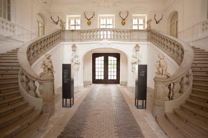 Lichtenwalde Castle: Guided tour - The Tour Experience