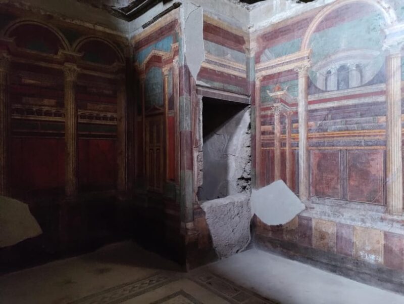 Life at Pompeii: private tour with priority access - A Practical Guide to the Tour Experience