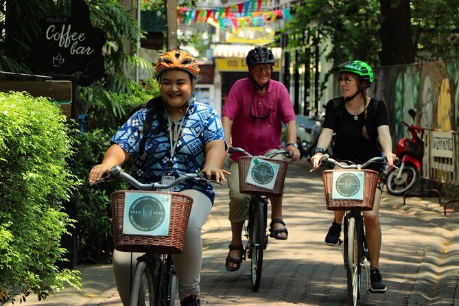 LIFECYCLING - Half Day City Bike Tour - Authenticity and Friendliness at Every Turn