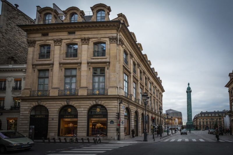 Lifestyle Tour Around the Louvre - FAQ