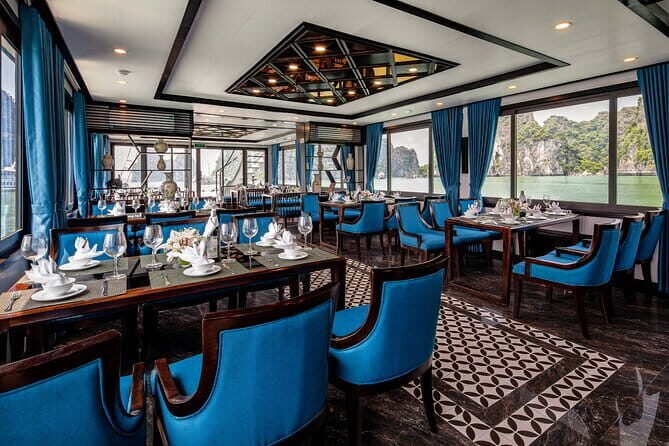 Light Cruise - Halong Deluxe Day Cruise with Small Group on Boat - Detailed Breakdown of the Itinerary and Activities